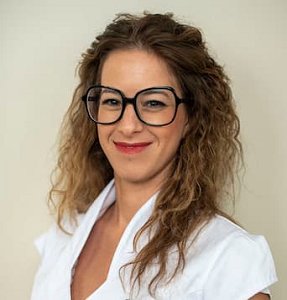 Dr. Dorottya Turu, MD | Primary Care, General Surgery | Naples